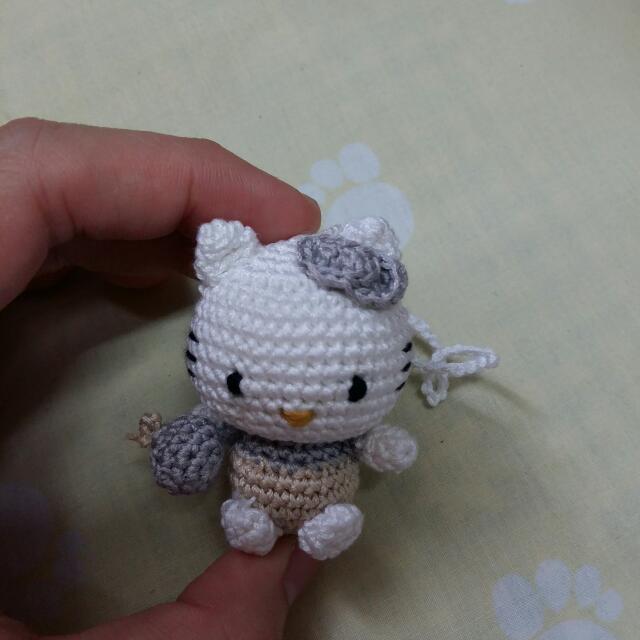 Mini Hello Kitty Crochet, Hobbies & Toys, Stationery & Craft, Handmade ...