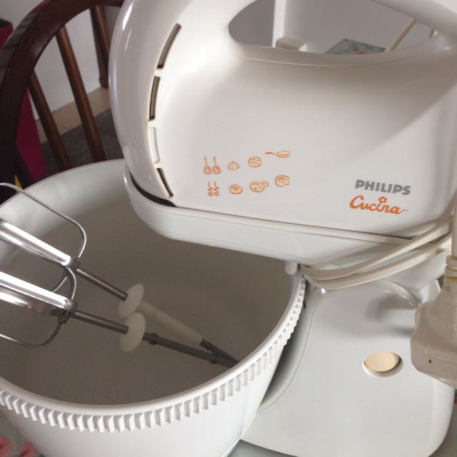 Philips Cucina Mixer, TV & Home Appliances, Kitchen Appliances, Hand ...