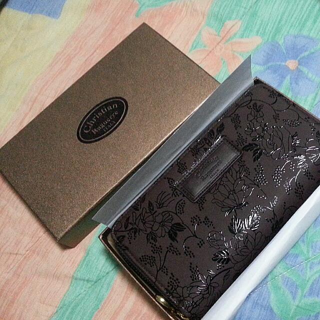Christian Raguerre Wallet , Women's Fashion on Carousell