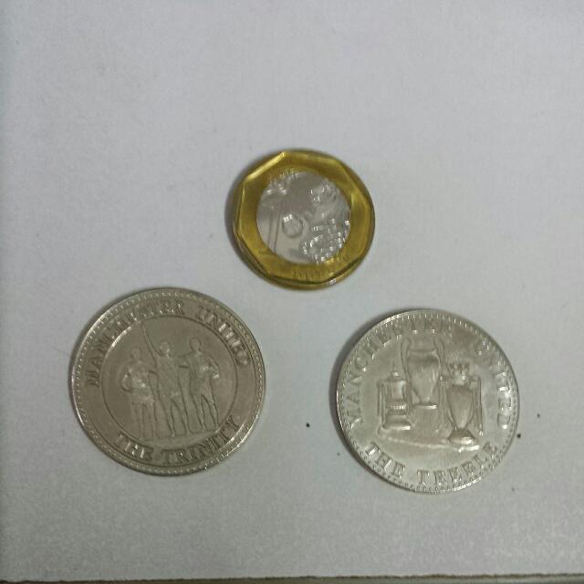 Manchester United Museum suvenior Coin, Sports Equipment, Sports ...