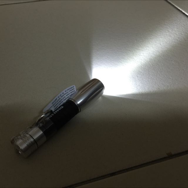 Philips Flashlight SFL2001P Keychain LED, Health & Nutrition, Health ...