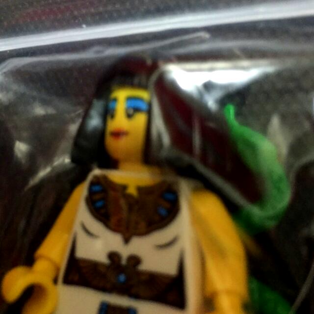 Lego Series 5 Cleopatra Queen, Hobbies & Toys, Toys & Games on Carousell