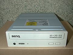 BenQ CRW 5232W - Disk drive - CD-RW - 52x32x52x - IDE - internal - 5.25 ...