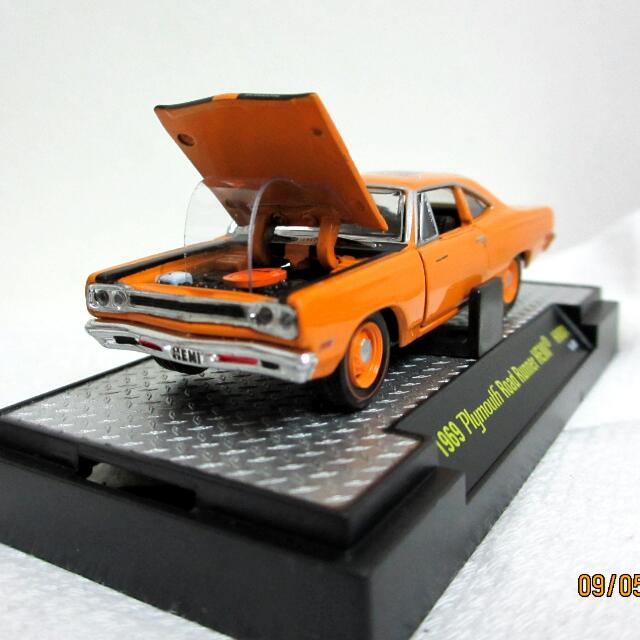 M2 Machines - 1969 Plymouth Road Runner HEMI - 1:64 Scale, Hobbies ...