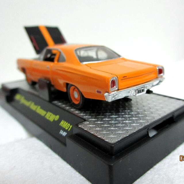 M2 Machines - 1969 Plymouth Road Runner HEMI - 1:64 Scale, Hobbies ...