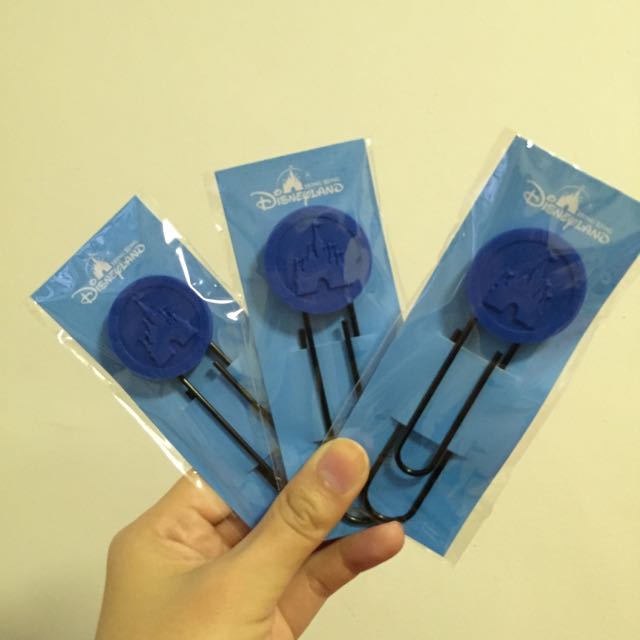 Disney Paperclips, Women's Fashion, Bags & Wallets, Wallets & Card ...