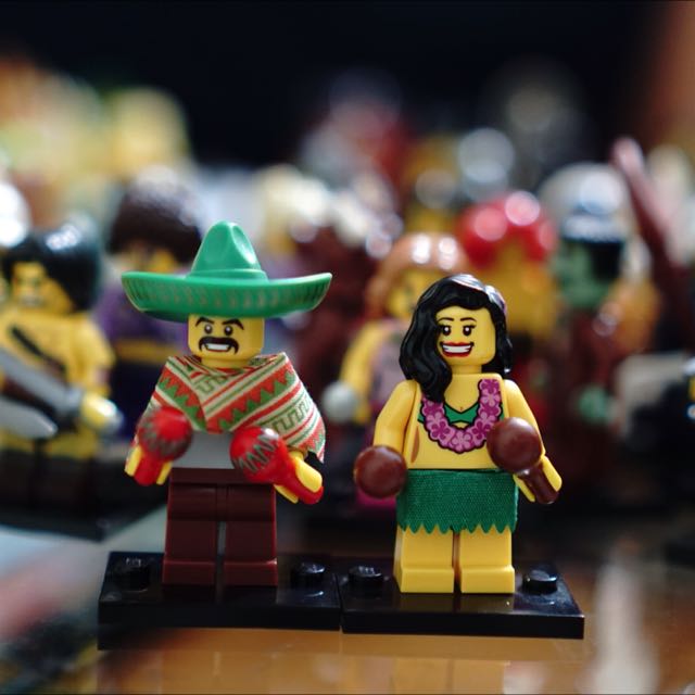 Lego Series 2 Maraca Man X Lego Series 3 Hula Dancer, Hobbies & Toys ...