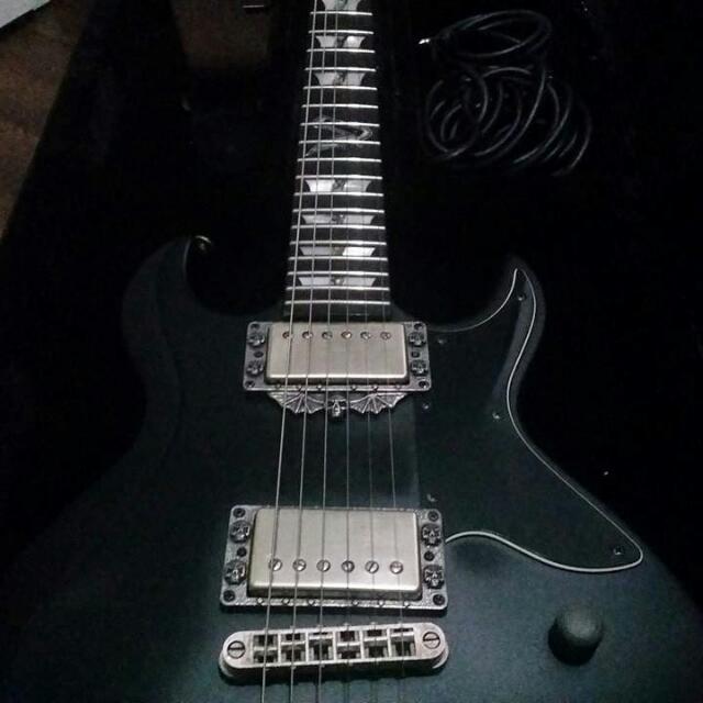 Schecter Zacky Vengeance 6661 Guitar, Hobbies & Toys, Music & Media ...