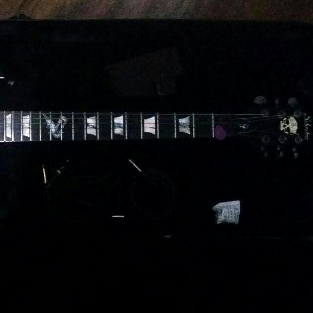 Schecter Zacky Vengeance 6661 Guitar, Hobbies & Toys, Music & Media ...