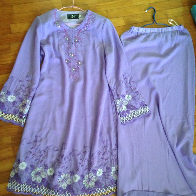 PENDING-MALAY COSTUME, Women's Fashion, Dresses & Sets, Traditional ...