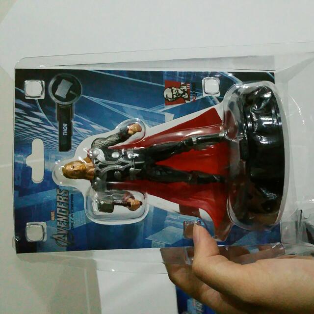 BNIB: KFC Marvel Avengers Thor And Captain America Figure, Toys & Games ...