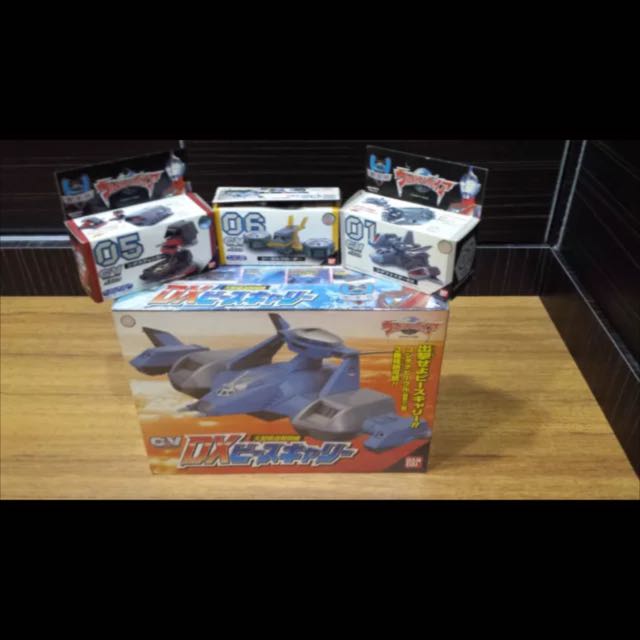 Ultraman Gaia DX Container Carrier + Assorted Vehicles, Hobbies & Toys ...