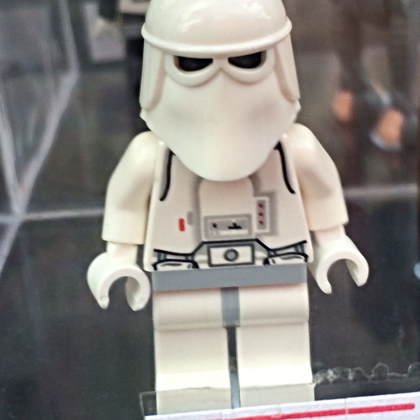 Lego Star Wars - Snowtrooper, Hobbies & Toys, Toys & Games on Carousell