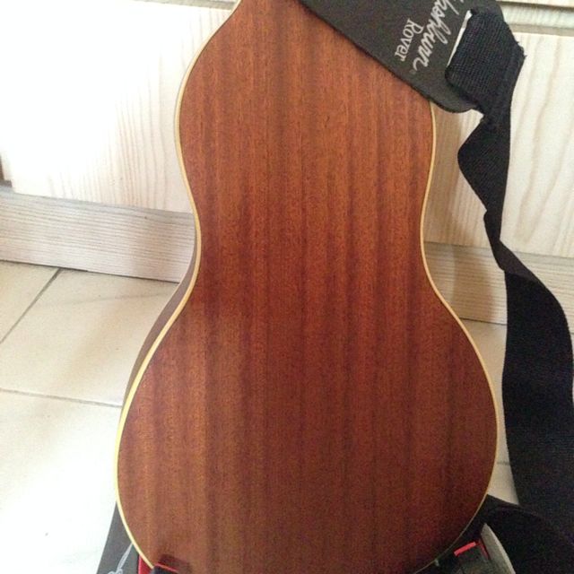 Washburn Rover Travel Guitar With Pickup Installed, Hobbies & Toys ...