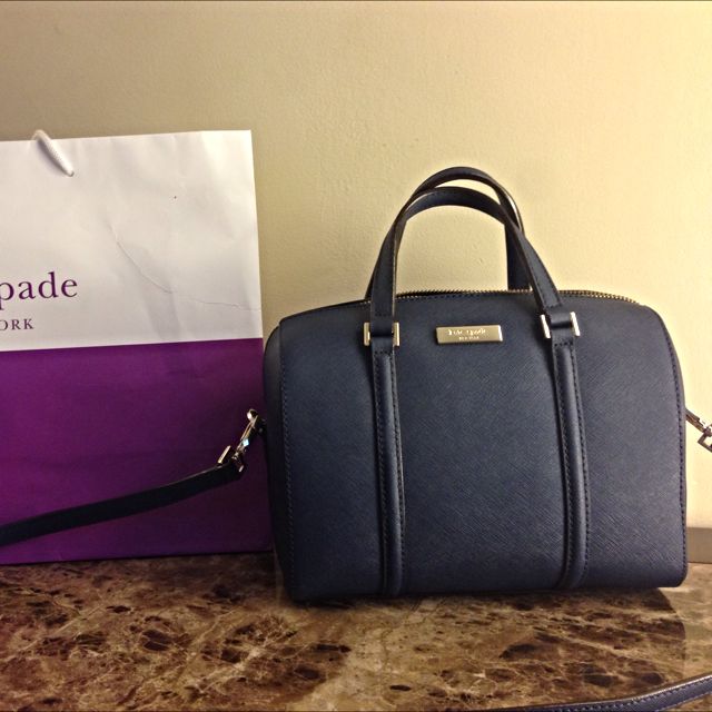 Kate Spade New York Newbury Lane Mini Cassie, Women's Fashion, Bags ...