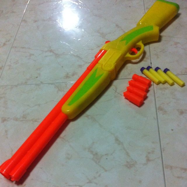 Buzzbee Gunsmoke, Hobbies & Toys, Toys & Games on Carousell