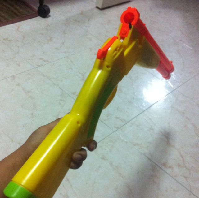 Buzzbee Gunsmoke, Hobbies & Toys, Toys & Games on Carousell