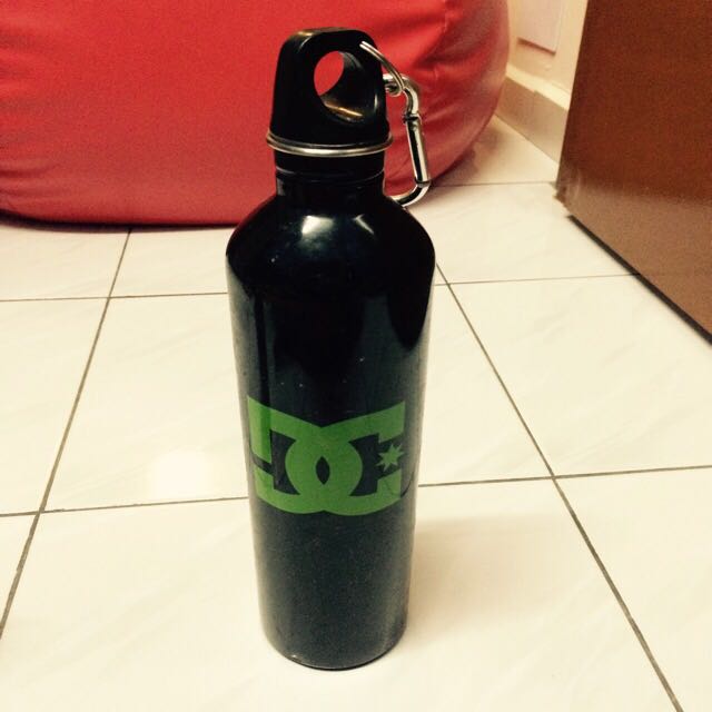 DC Waterbottle Large Black, Furniture & Home Living, Kitchenware ...