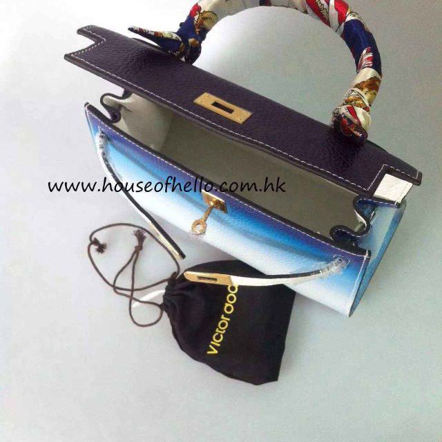 House Of Hello, Luxury on Carousell