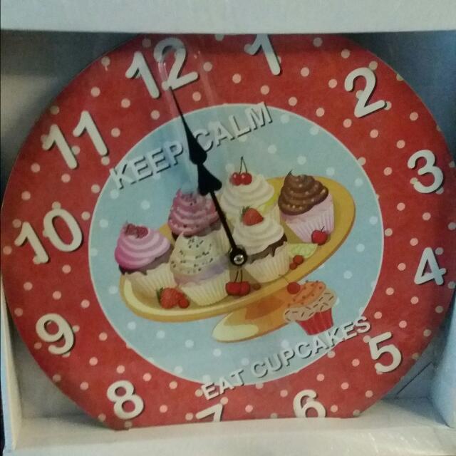 Vintage Cupcake Clock, Furniture & Home Living, Home Decor, Clocks on ...