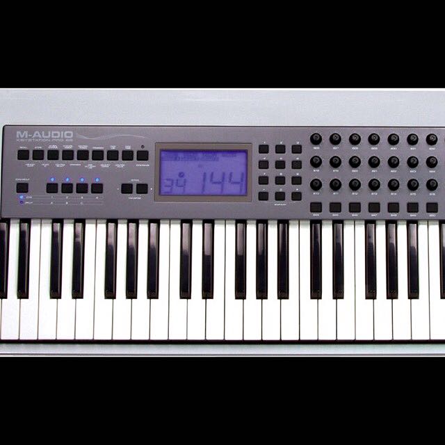 M-AUDIO Keystation Pro 88, Hobbies & Toys, Music & Media, Music ...