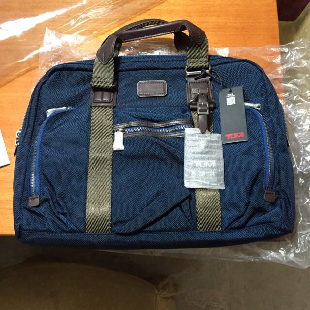 TUMI ALPHA BRAVO MCNAIR SLIM BRIEF (unused), Luxury on Carousell