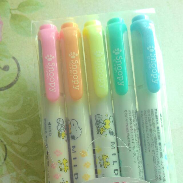 Limited Edition Pastel Mildliners: Snoopy, Everything Else on Carousell