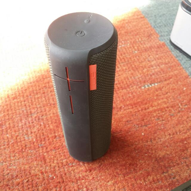 UE BOOM Speakers, Sports Equipment, Exercise & Fitness, Cardio ...