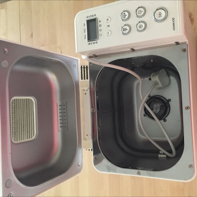 Kenwood BM250 breadmaker - excellent condition, TV & Home Appliances ...