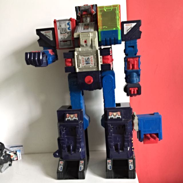 Transformers Japan Brave Maxima Loose, Hobbies & Toys, Toys & Games on ...