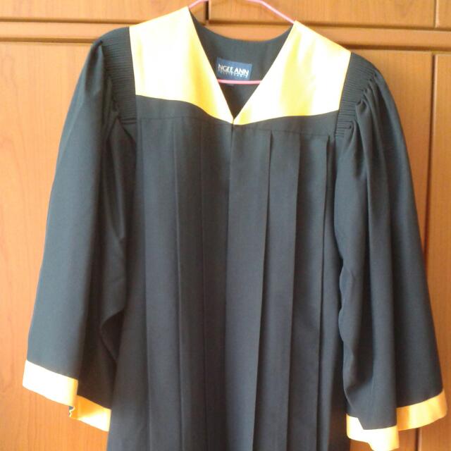 Ngee Ann Polytechnic Graduation Gown For RENT ~, Everything Else on ...