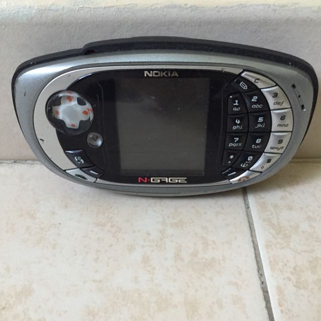 Nokia Ngage QD, Hobbies & Toys, Memorabilia & Collectibles, Vintage ...