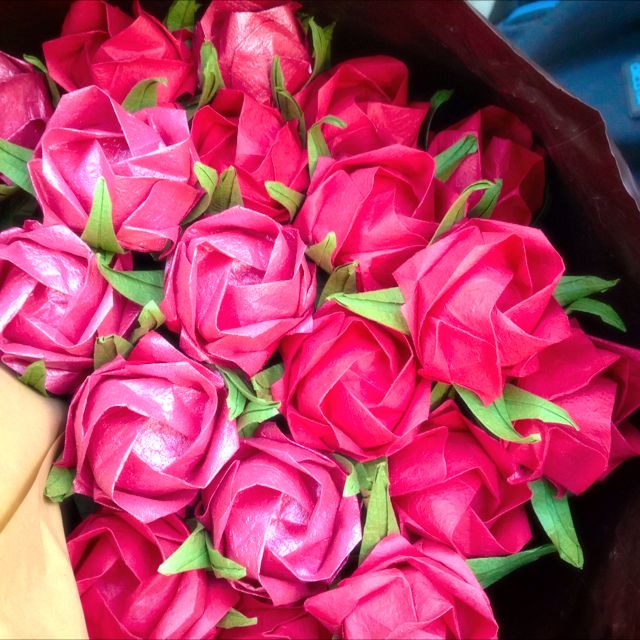 Origami Rose Bouquet, Furniture & Home Living, Home Decor, Artificial ...
