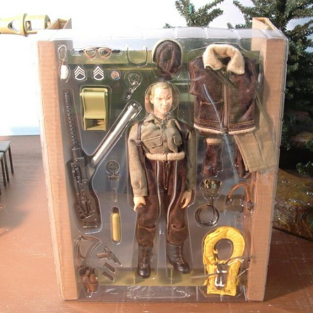 Dragon 1/6 Bomber Gunner (Soldier Story , DID Hot Toys military phicen ...