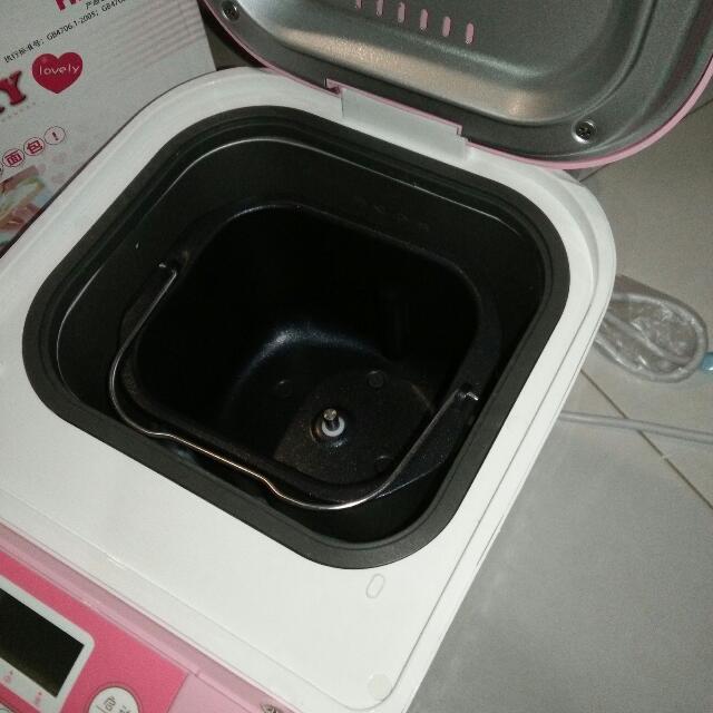 Brand New Authentic Hello Kitty Bread Maker Machine From Hong Kong, TV ...