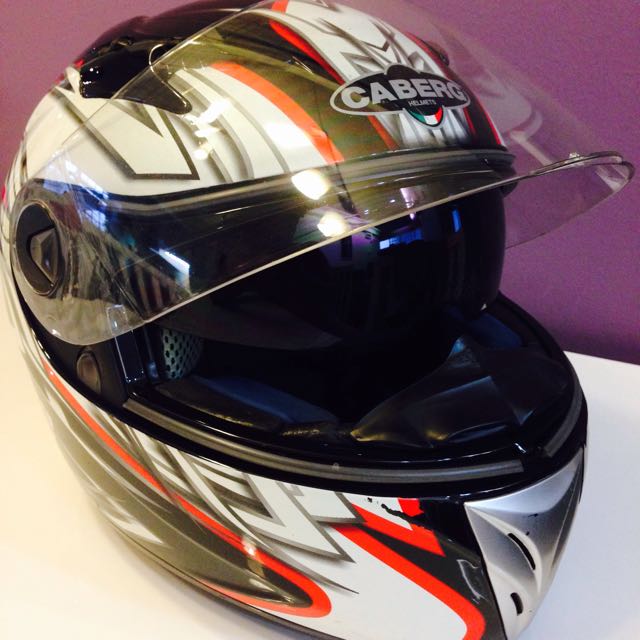 Carberg Full Face Motorbike Helmet, Cars on Carousell