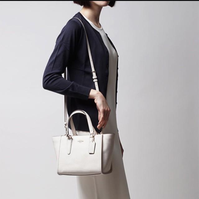 Coach 33996 Crosby Mini Carryall in Grain Leather, Luxury, Bags ...