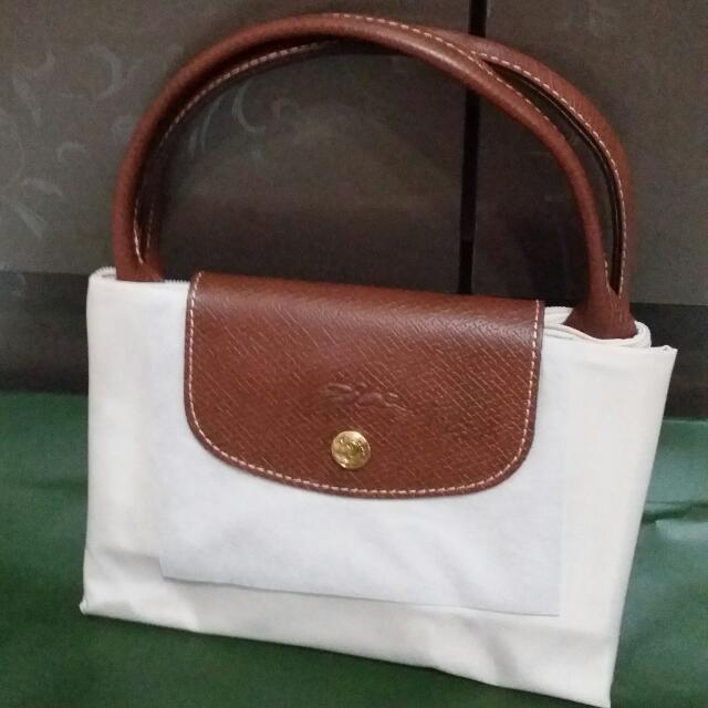 Brand New Long Champ Short Handle Medium In Beige, Luxury, Bags ...