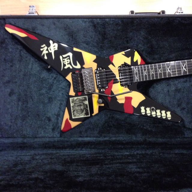 ESP Kamikaze Star Guitar (Anchang/GeorgeLynch), Hobbies & Toys, Music ...