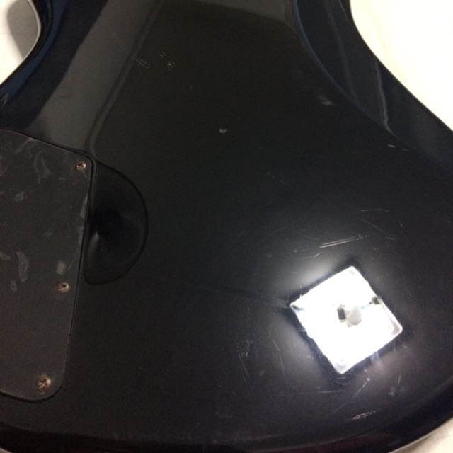 Garang Guni Price For Ibanez Gsr 200, Hobbies & Toys, Music & Media ...