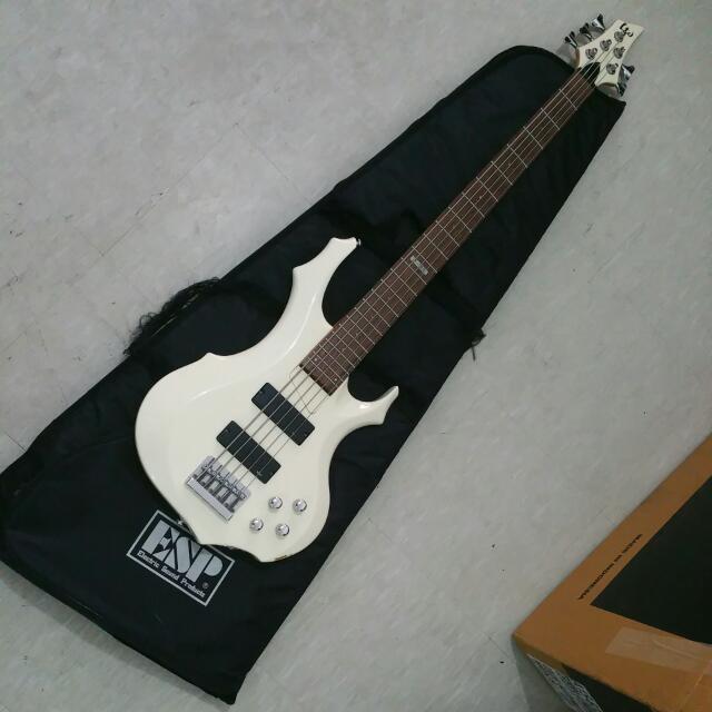 ESP Ltd F105, 5 Strings Bass Guitar With ESP Original Bag $230, Hobbies ...