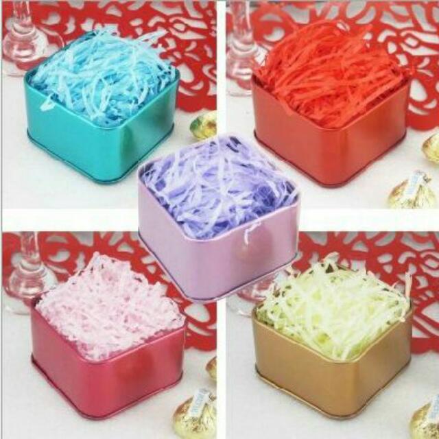Shredded Coloured Paper, Hobbies & Toys, Stationery & Craft, Craft ...