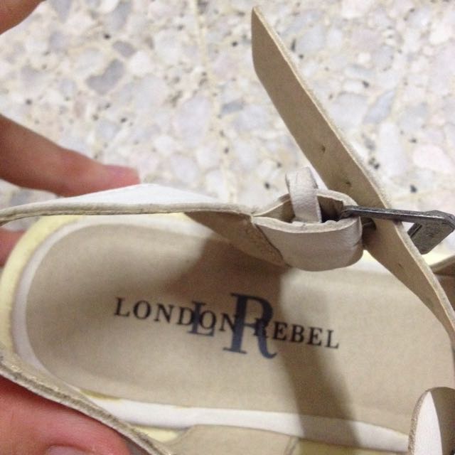 LONDON REBEL shoe, Women's Fashion, Footwear, Loafers on Carousell