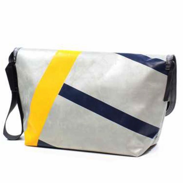 Freitag Messenger Light F42 Surfside 6, Everything Else on Carousell