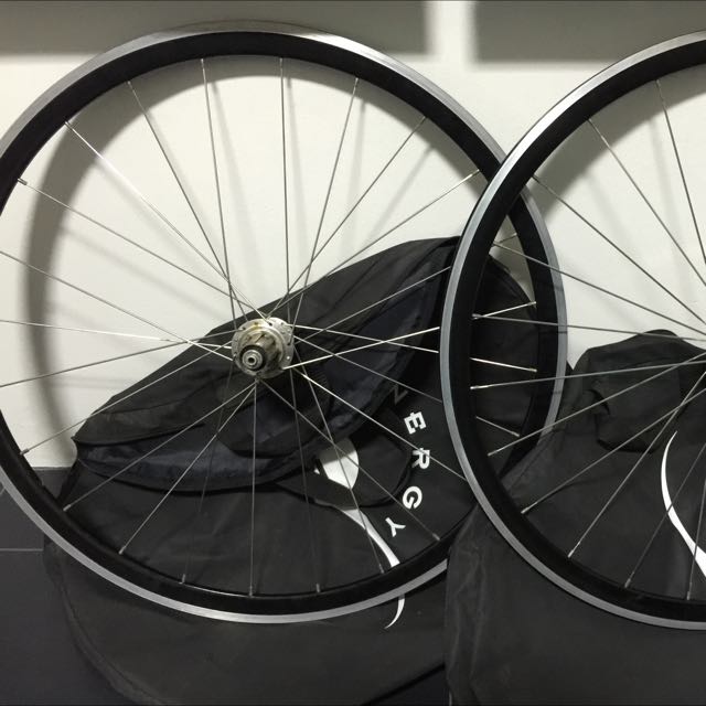 Kestrel Talon, PRST-1 Whyte, White Industries wheelset, Betto Floor ...
