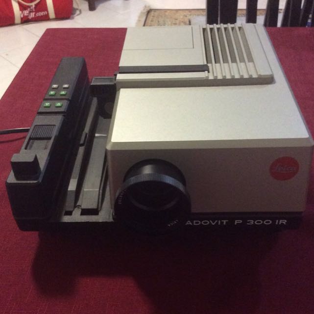 Leica pradovit P300 IR Slide Projector, Photography, Cameras on Carousell