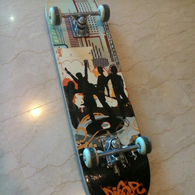 Skateboard, Sports Equipment, Exercise & Fitness, Cardio & Fitness ...