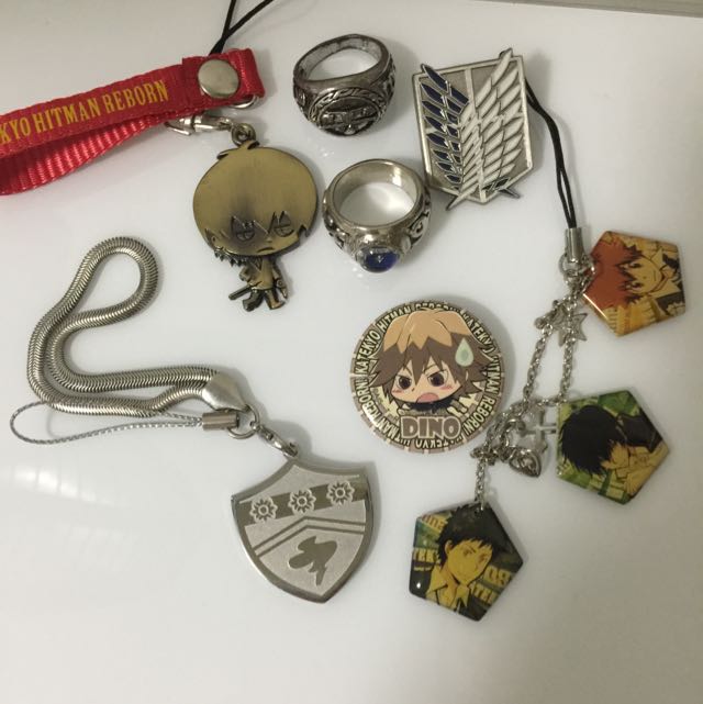 KHR Stuff and SNK Pin, Hobbies & Toys, Memorabilia & Collectibles, Fan ...