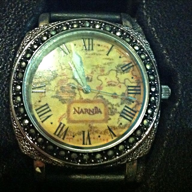 Narnia Watch (original), Electronics on Carousell