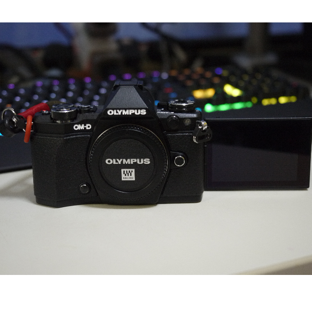 Olympus EM-5 Mark 2, Photography, Cameras on Carousell
